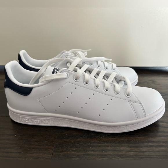 Do Stan Smiths Run Big